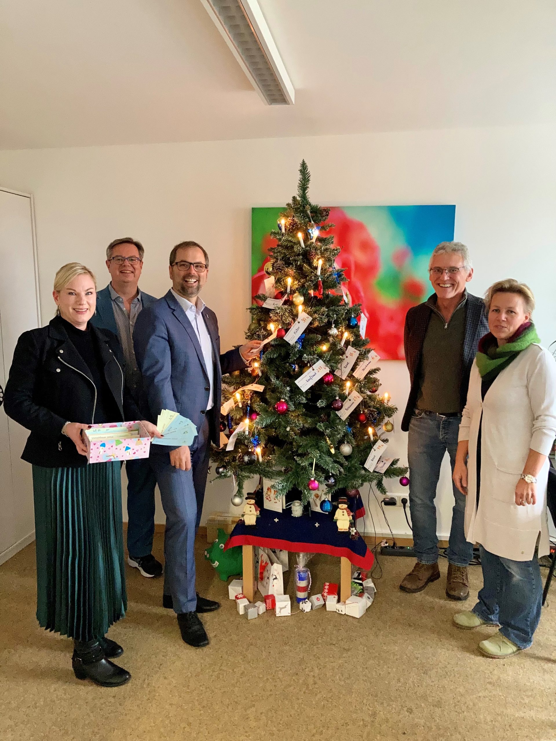 Der Olchinger Wunschbaum ist eröffnet. - OlchingBlog,ein Service des Gewerbeverbands ...